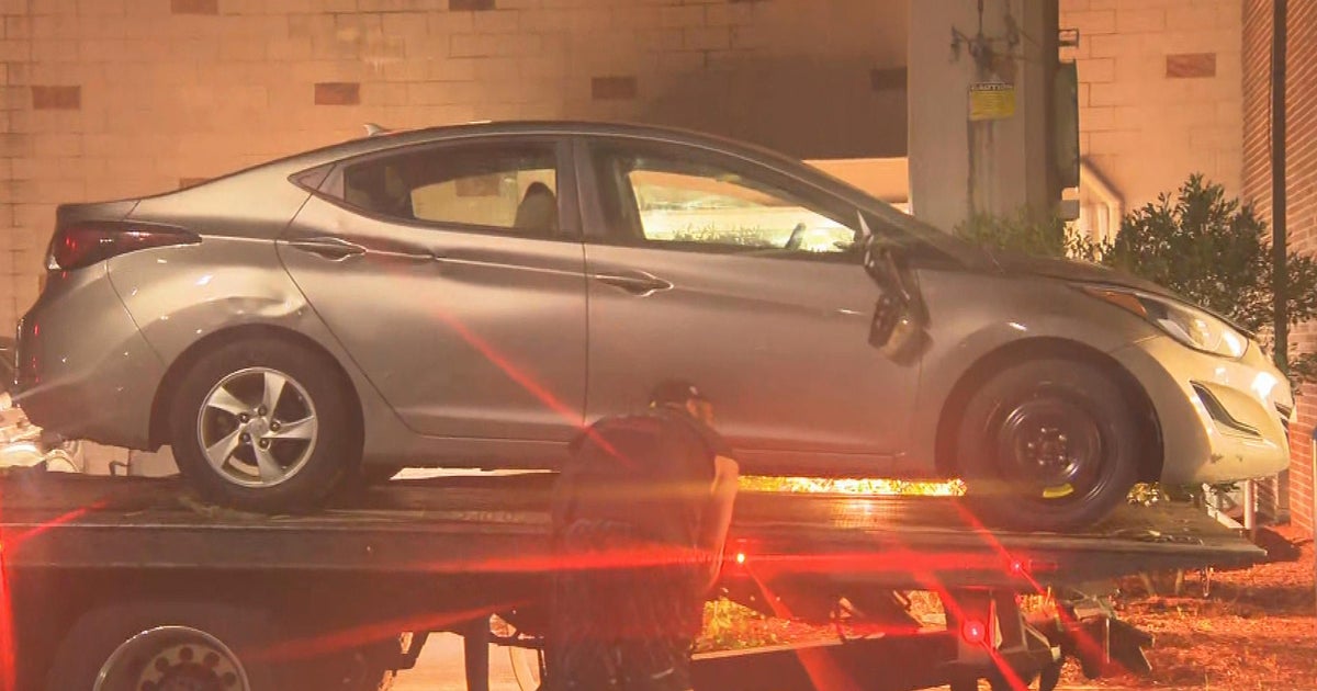 Suspect arrested after hit-and-run crash in Wilmington - CBS Boston