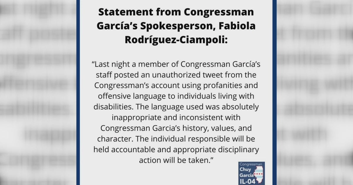 Congressman Chuy Garcia blames staffer for offensive tweet - CBS Chicago
