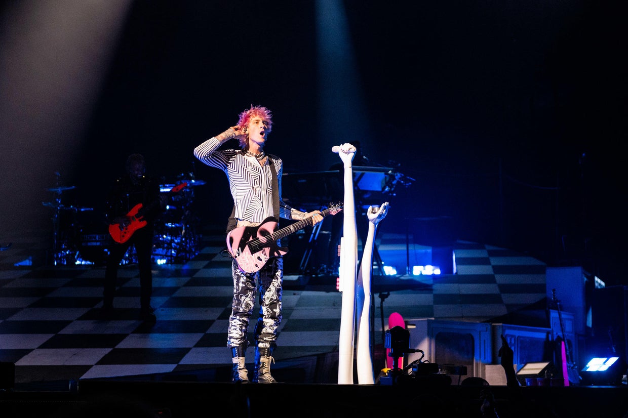 Photos: Machine Gun Kelly lands at Oakland Arena