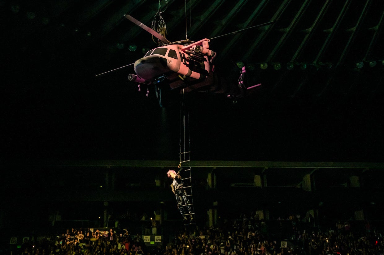 Photos: Machine Gun Kelly lands at Oakland Arena
