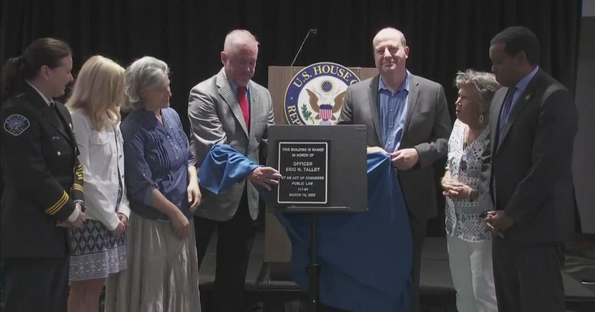 Fallen Boulder Police Officer Eric Talley honored with post office ...