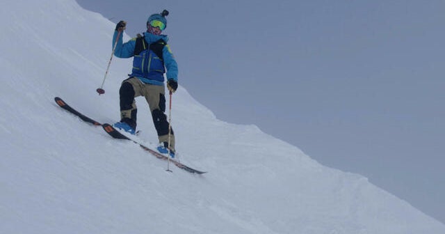 Jacob Smith on competing against sighted skiers - CBS News