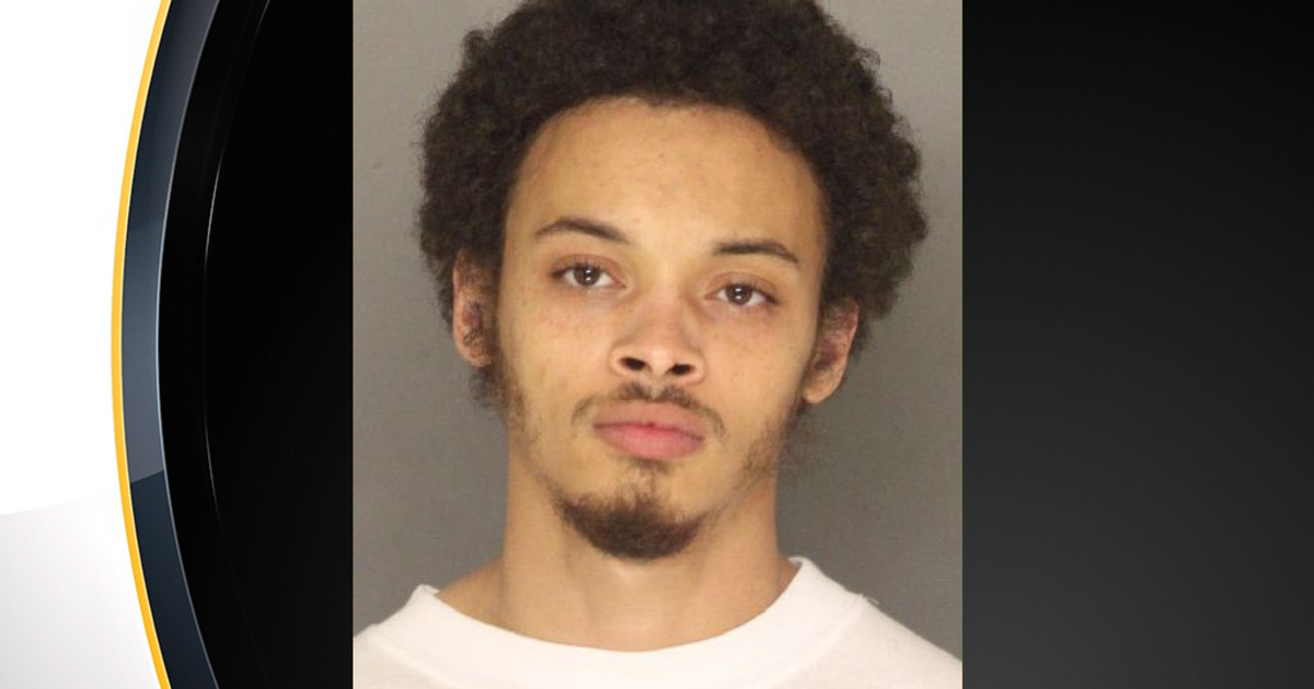 Man charged in deadly crash in North Versailles turns himself into ...