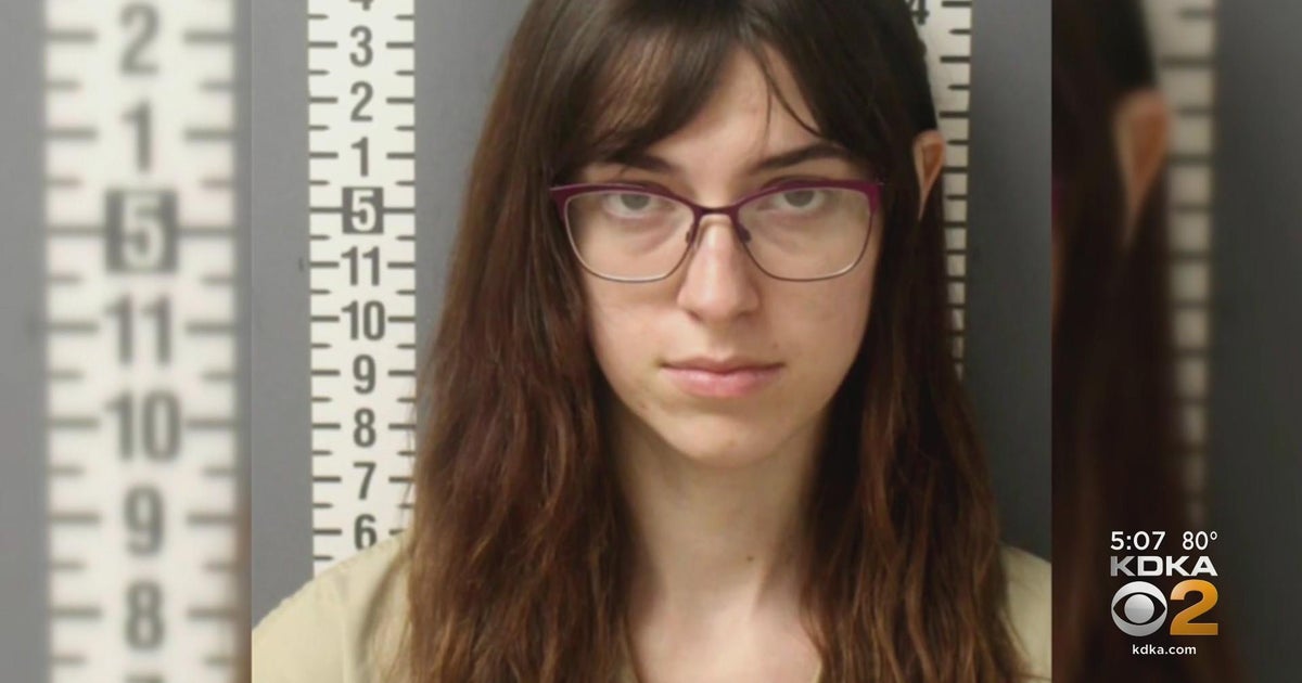 Judge approves request for release from house arrest for Riley Williams ...