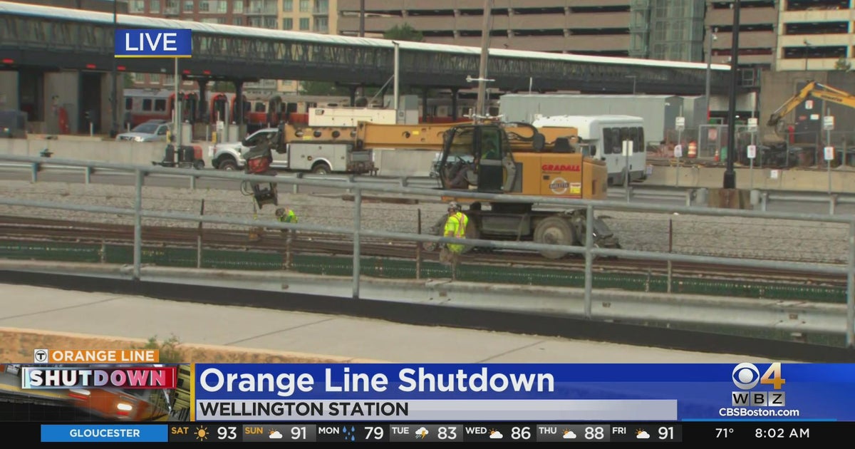"It is what it is": T riders frustrated on first full day of Orange ...