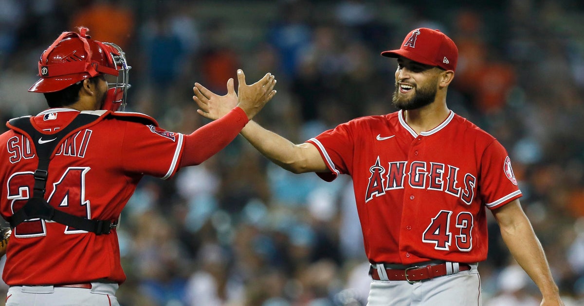 Sandoval throws 4-hitter, Angels beat Tigers 1-0 on Walsh HR - CBS Los ...