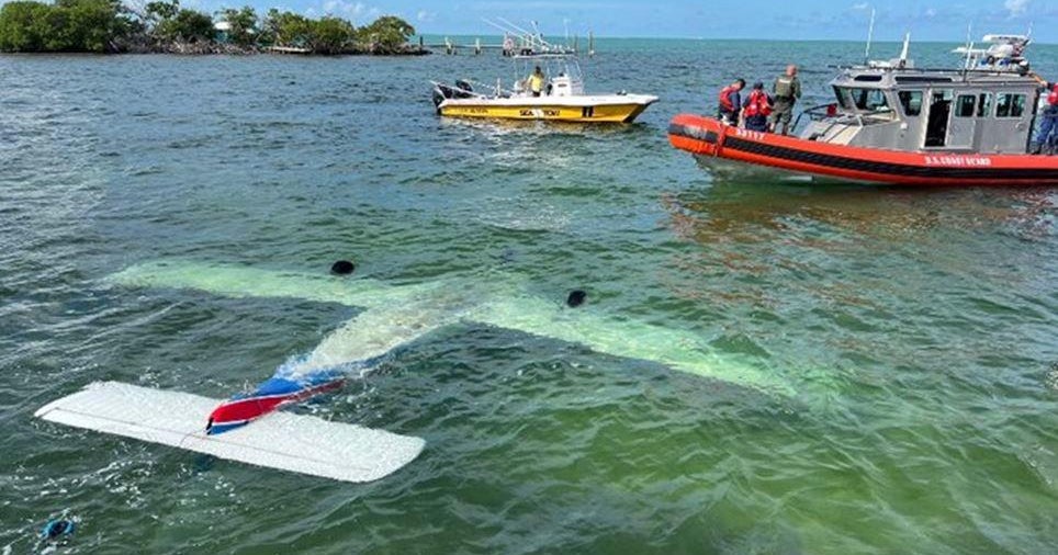 Good Samaritan rescues 2 after small plane crash-lands in waters off ...