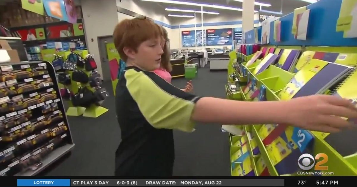 Sticker shock greets back-to-school shoppers on Long Island - CBS New York