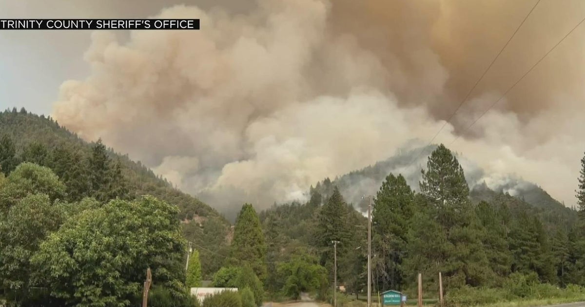 Some evacuation orders reduced as crews battle Six Rivers Lightning ...