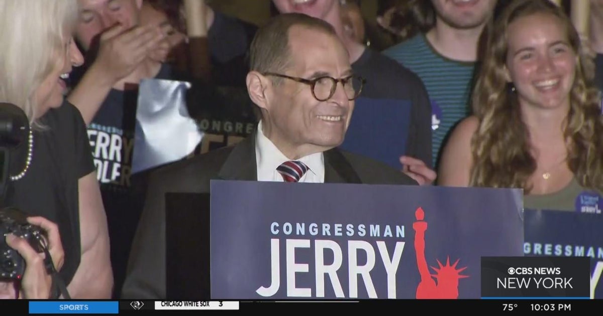 Rep. Nadler speaks to supporters after projected victory - CBS New York