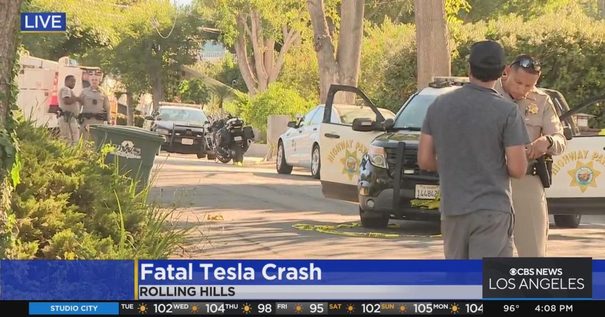 Person killed in Tesla crash near Rancho Palos Verdes - CBS Los Angeles