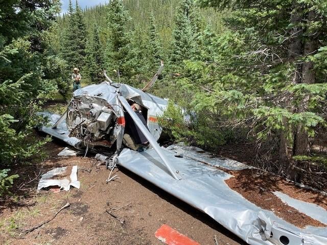 Plane wreckage hauled away from remote Lost Creek Wilderness -- 50 ...