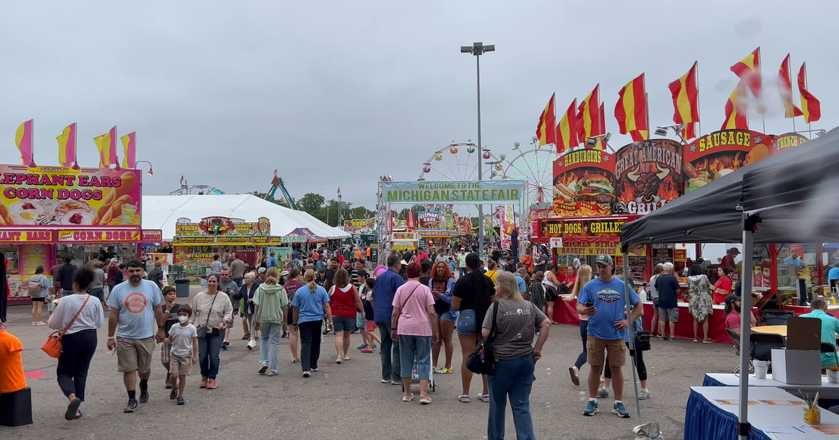 Families flock to Michigan State Fair - CBS Detroit