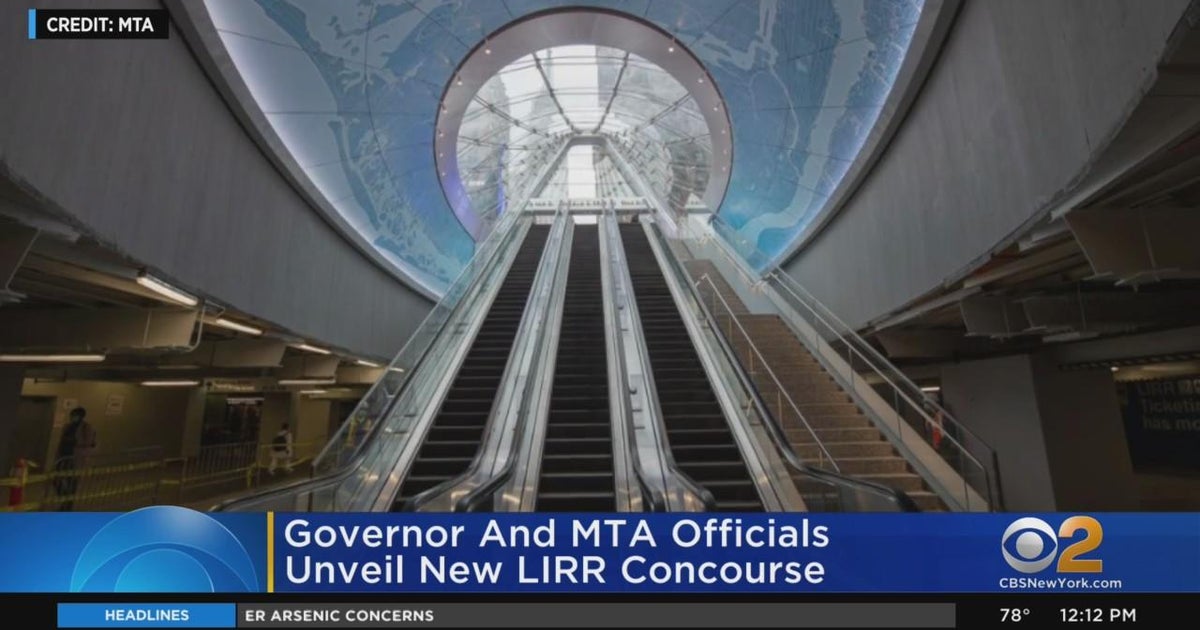 Hochul unveils new LIRR concourse - CBS New York