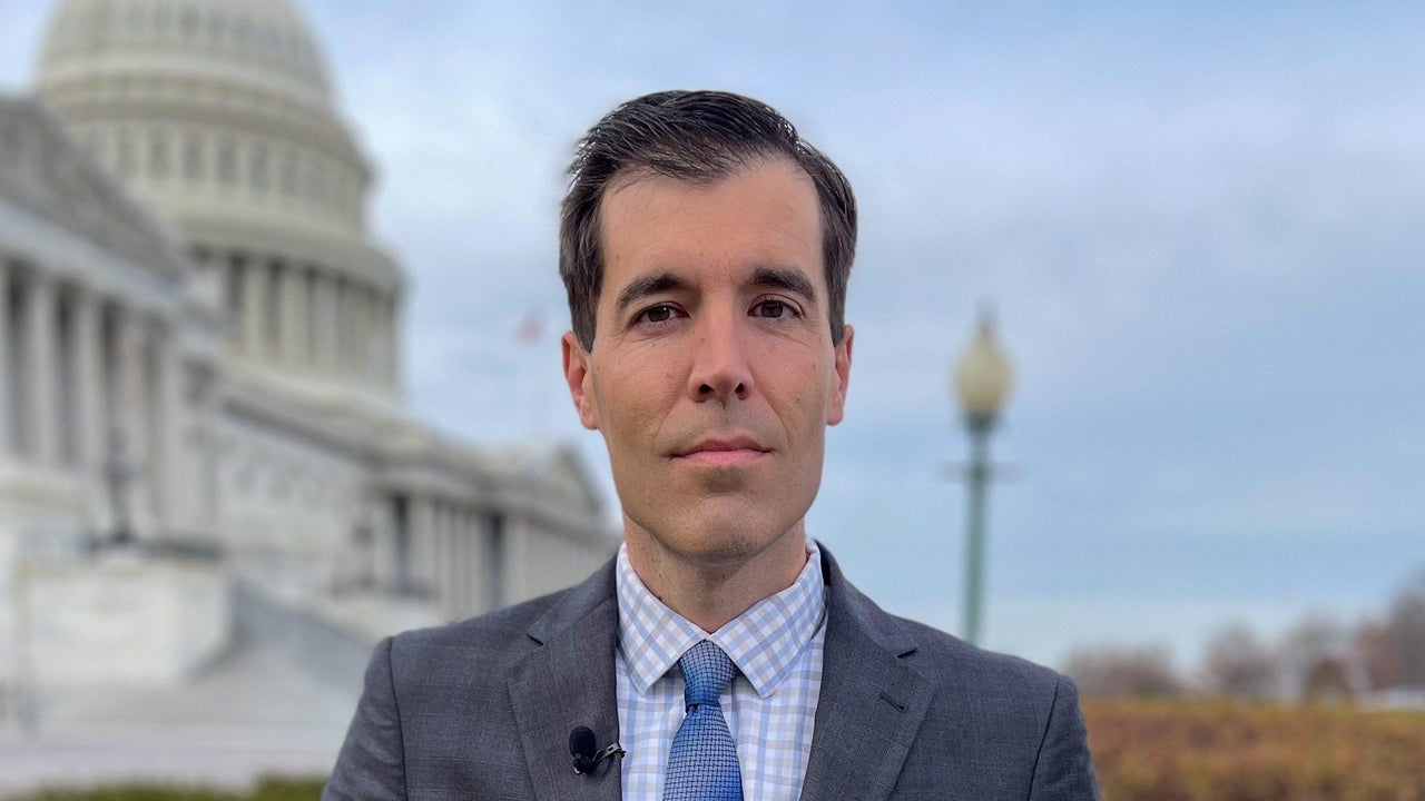 CBS News Team - Anchor & Correspondent Bios - CBS News