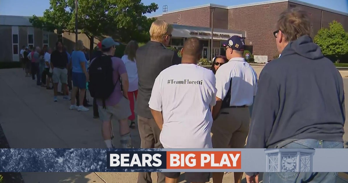 Crowd lines up for meeting on Bears Arlington Heights stadium plan ...