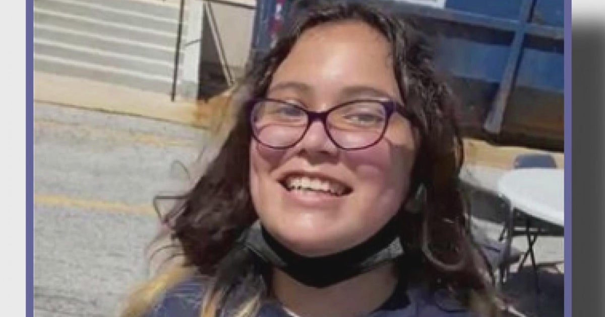 LOCATED: 11-year-old Annaliese Perez last seen in Rogers Park - CBS Chicago