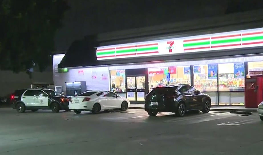Shots Fired Inside Westlake District 7 Eleven During Robbery Cbs Los