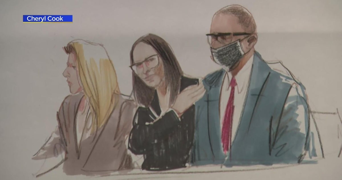 R. Kelly co-defendant jubilant after being acquitted - CBS Chicago