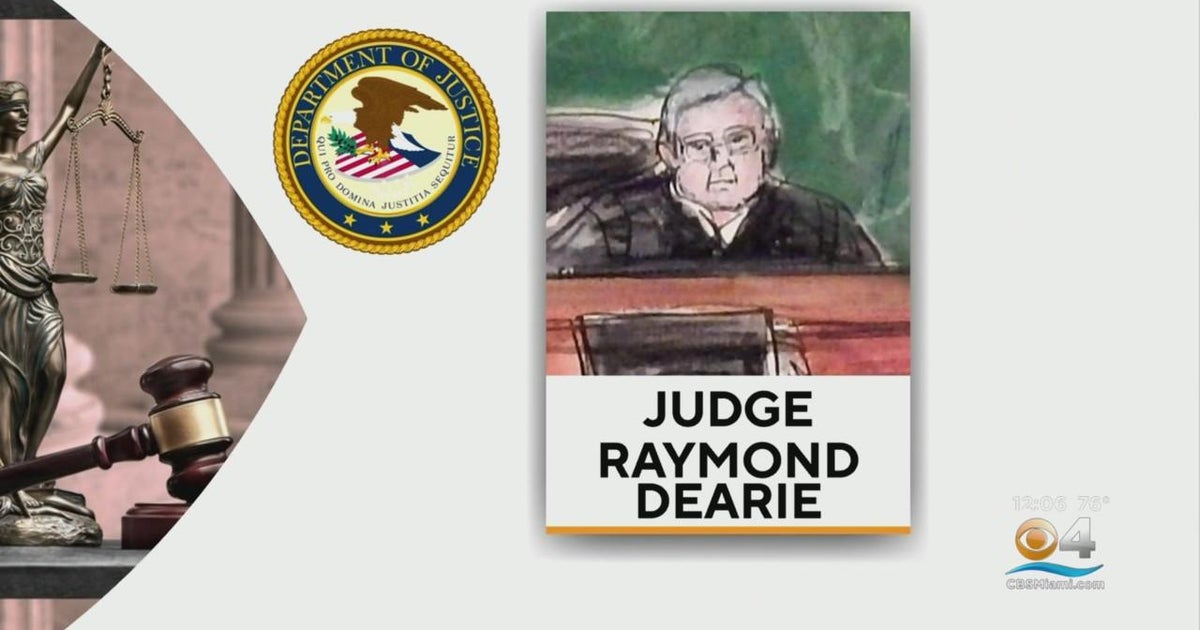 Judge names special master to review documents seized from Mar-a-Lago ...