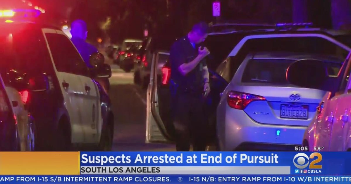 Police pursuit ends in South LA with several people in custody - CBS ...