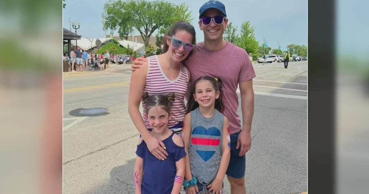 Doctor advocates for assault weapons ban following Highland Park ...