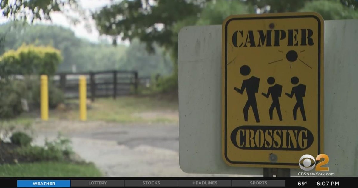 Courts order beloved Long Island Jewish camp to close - CBS New York