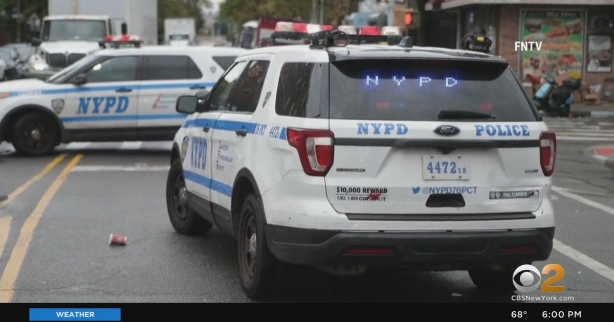 NYCHA worker shot at Brooklyn housing development - CBS New York