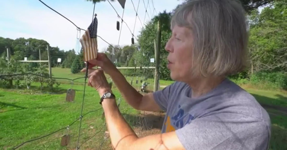 Dog tag memorial for fallen soldiers set up at Minnesota farm - CBS Chicago