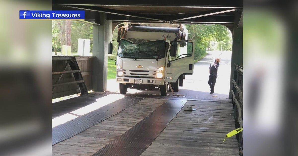 Another truck hits historic covered bridge in Long Grove - CBS Chicago