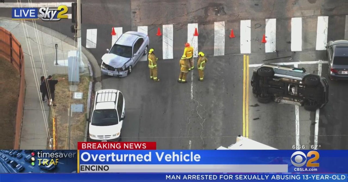 SUV overturns in Encino crash - CBS Los Angeles