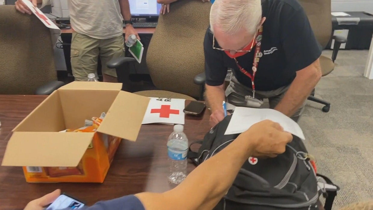 Massachusetts volunteers head to Florida to help victims of Hurricane Ian - CBS Boston