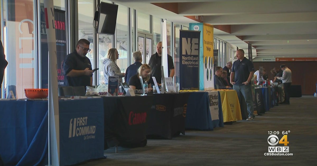 Job fair for veterans and their families being held at Gillette Stadium ...