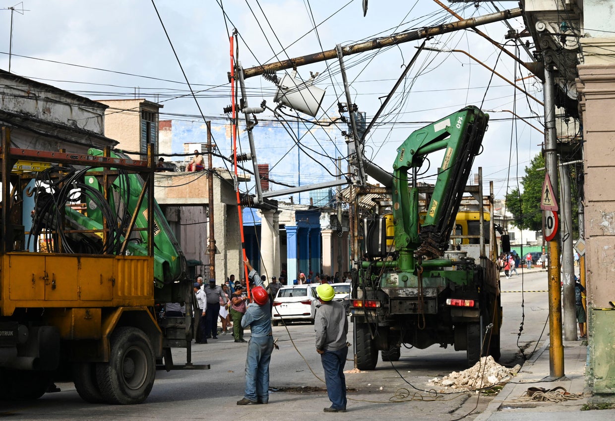 Cubans suffer as power outage caused by Hurricane Ian drags on - CBS News