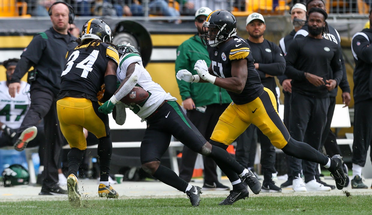 PHOTOS: Kenny Pickett makes NFL debut at Acrisure Stadium