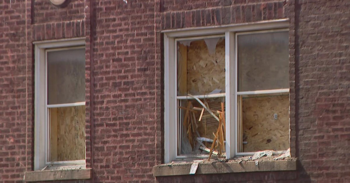 Disaster declaration approved for South Austin building explosion - CBS ...