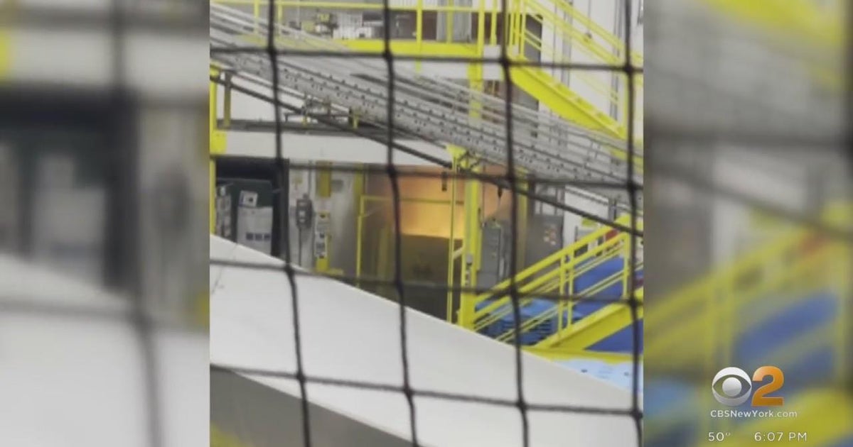 Employees say Amazon put health at risk after S.I. warehouse fire - CBS ...