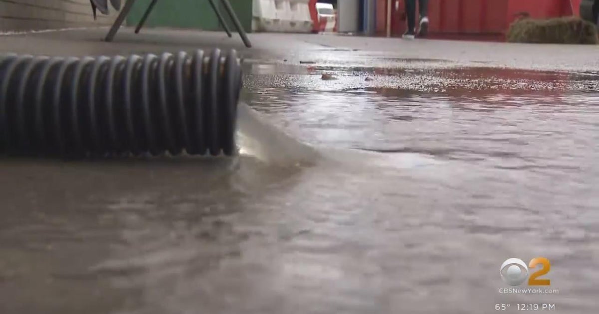 Queens residents demand answers to constant flooding - CBS New York Queens residents demand answers to constant flooding - CBS New York