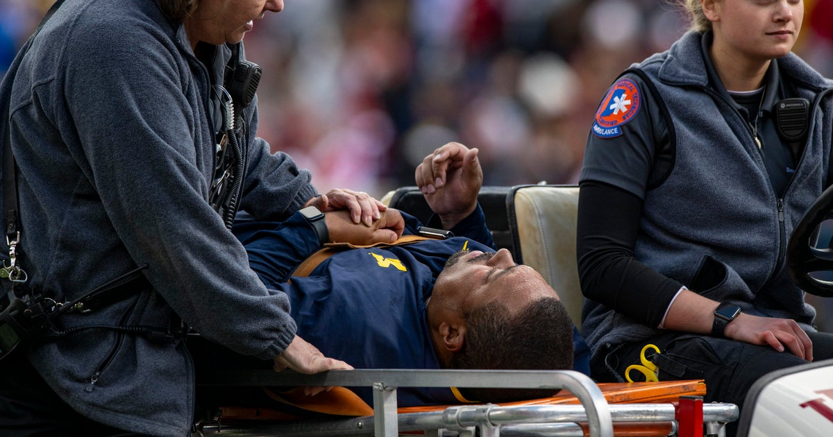 Michigan's Mike Hart back from hospital after medical emergency - CBS ...