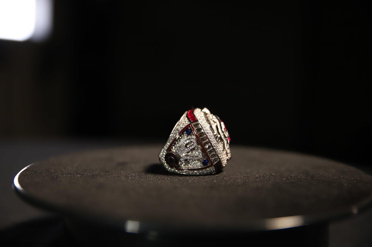 Colorado Avalanche debut championship rings featuring nearly 700 ...