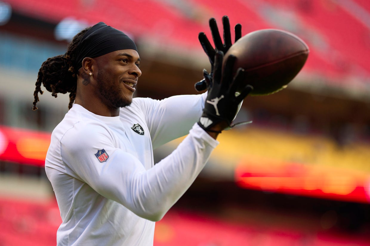 Las Vegas Raiders' Davante Adams charged with assault after shoving ...
