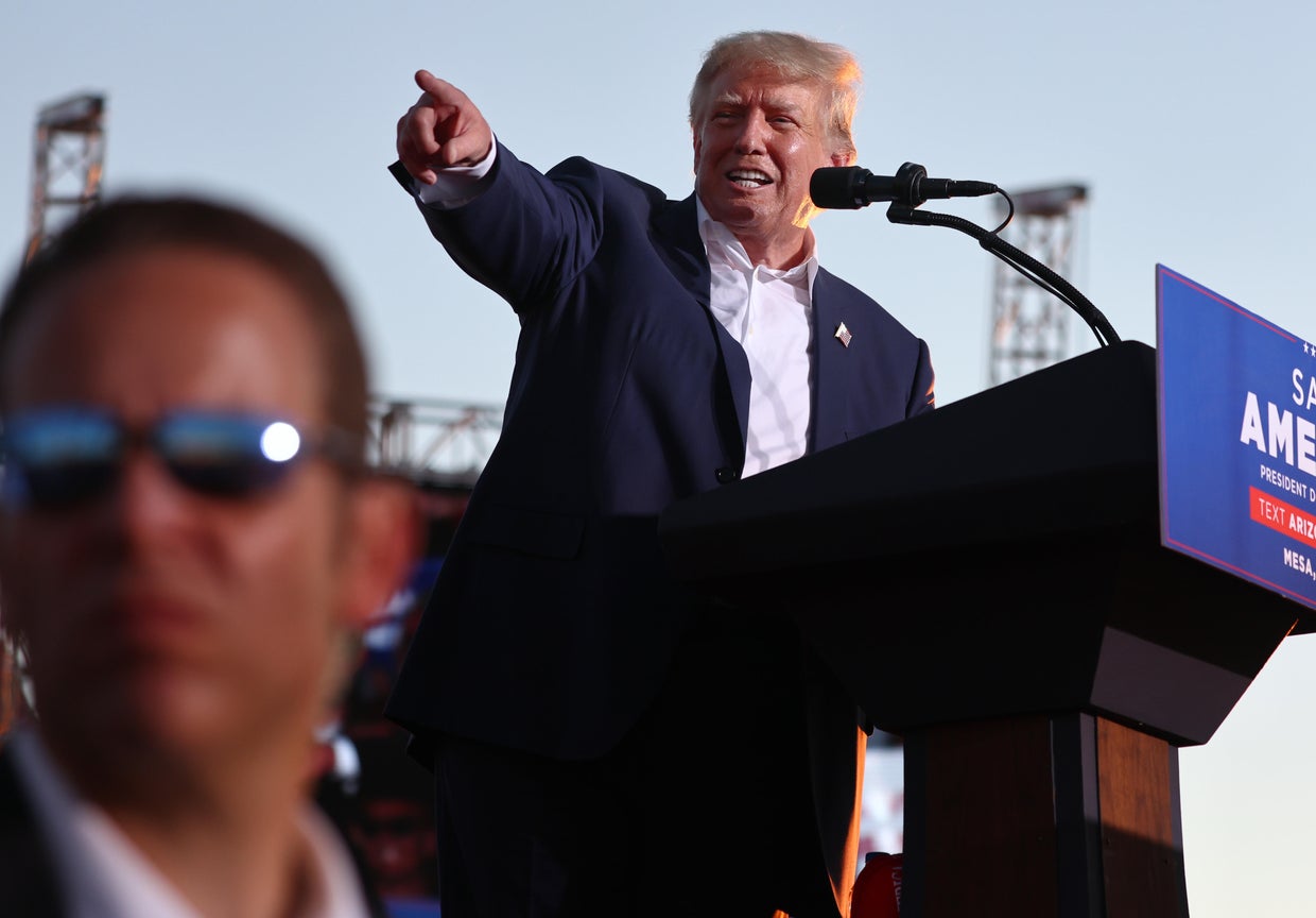 Mar-a-Lago employee tells investigators Donald Trump directed move of ...