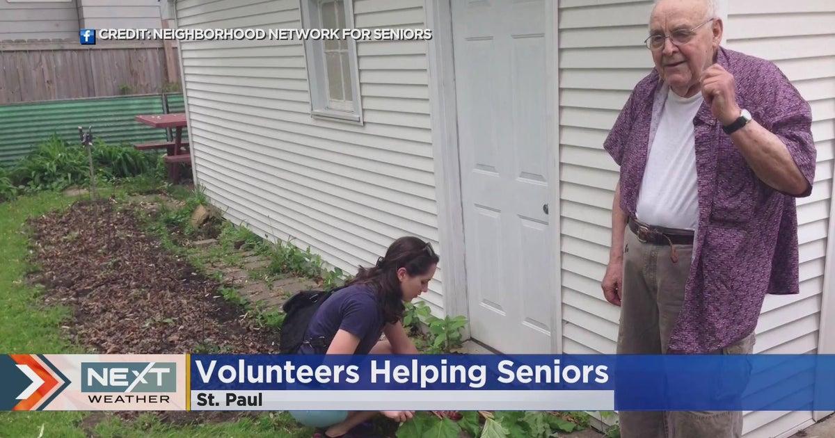Volunteer group preps for busy cold season helping seniors - CBS Minnesota