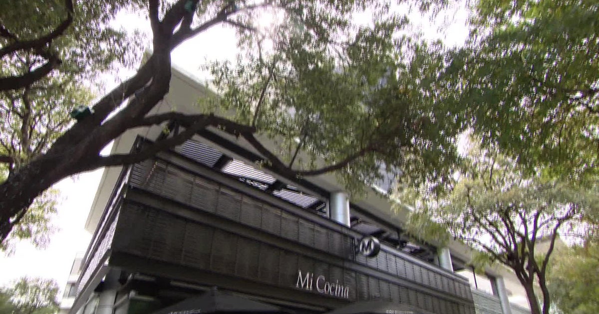 CEO of Dallas restaurant inspires others with his journey - CBS Texas