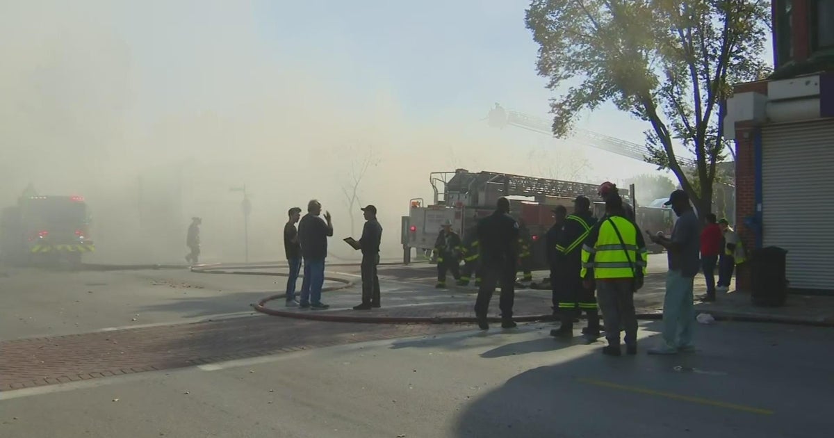 Fire disrupts CTA Green Line trains for several hours - CBS Chicago