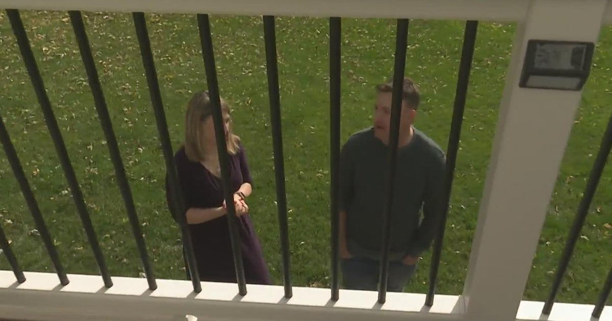 Elgin family says contractors snubbed them out of nearly $5,000 - CBS ...