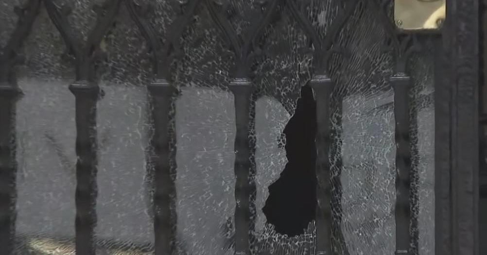 Juan Velez arrested in church vandalism spree in Manhattan - CBS New York