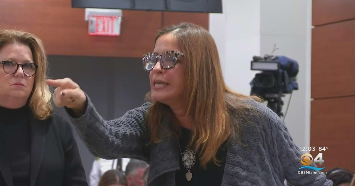 Families, wounded confront Parkland gunman Nikolas Cruz during sentencing hearing - CBS Miami