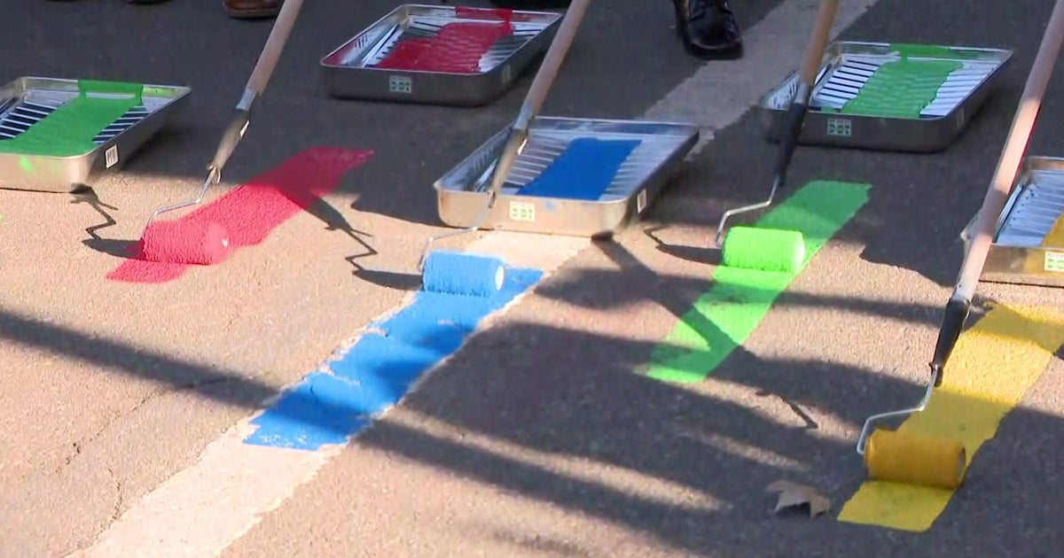 Ceremonial lines painted as NYC prepares for TCS Marathon this weekend ...