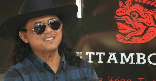Long Beach's "Cambodian Cowboy" serves up Texas BBQ with a twist - CBS News